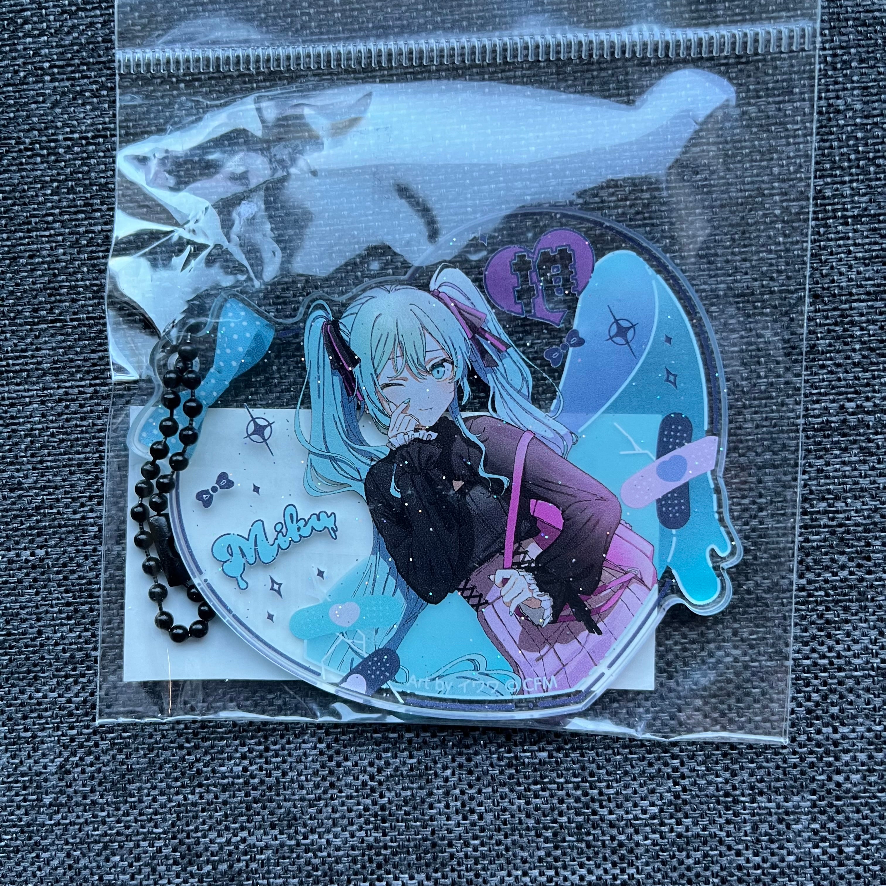 Vocaloid Hatsune Miku Acrylic Charm – Angry Egg Merch